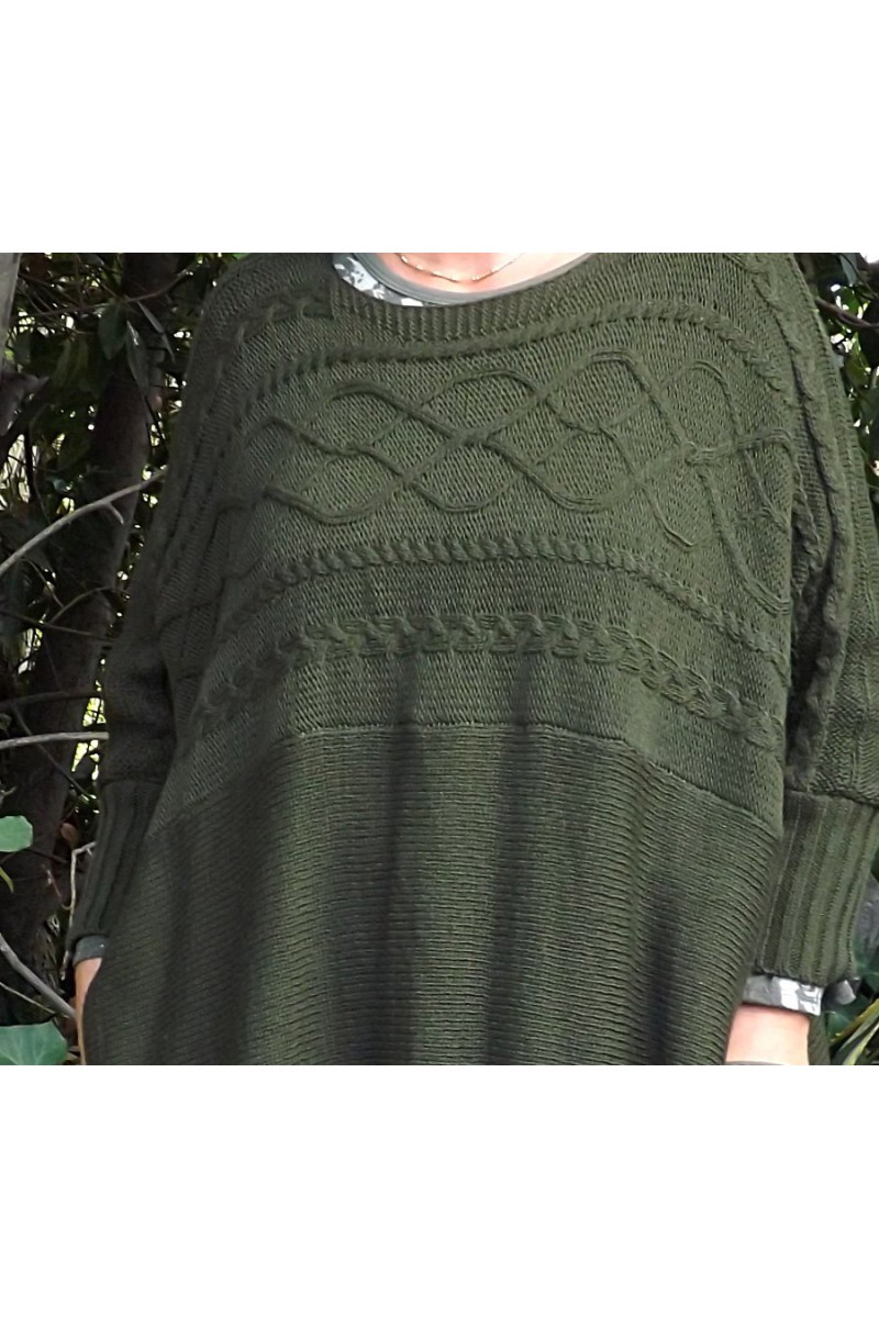 Pull long torsadé kaki