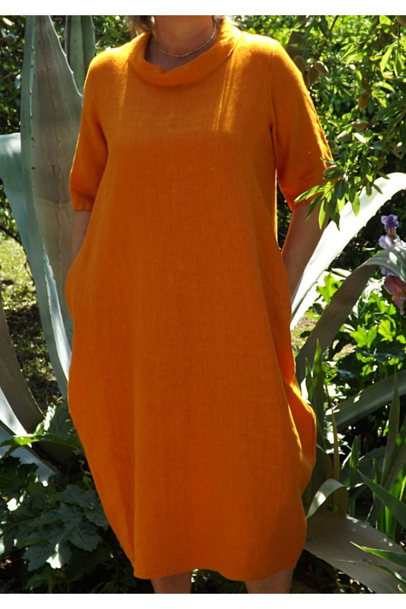 Robe longue en lin col boule clémentine