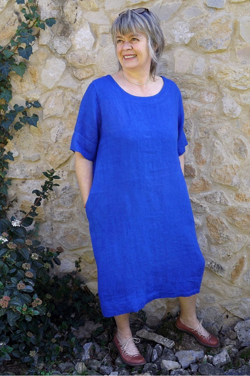 Robe en lin grande taille de couleur bleu charron