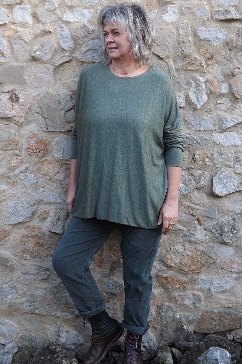 Pull femme léger avec de l'angora grande taille kaki.